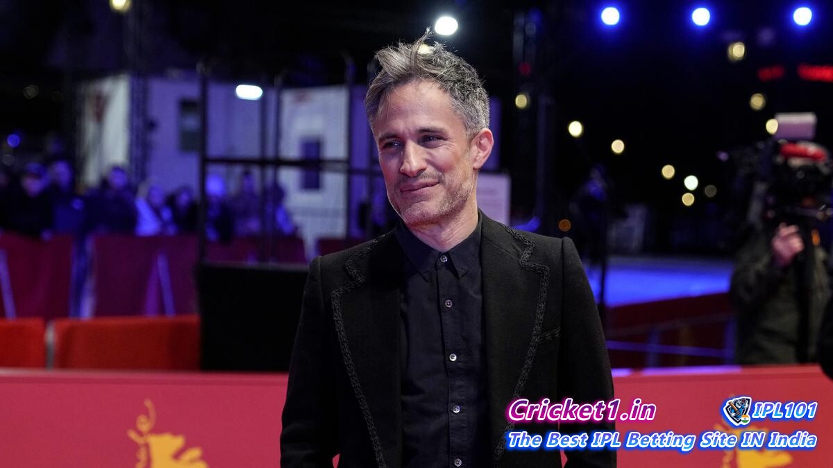 Berlinale 2024 | Gael Garcia Bernal explores mind vs body in sci-fi ...